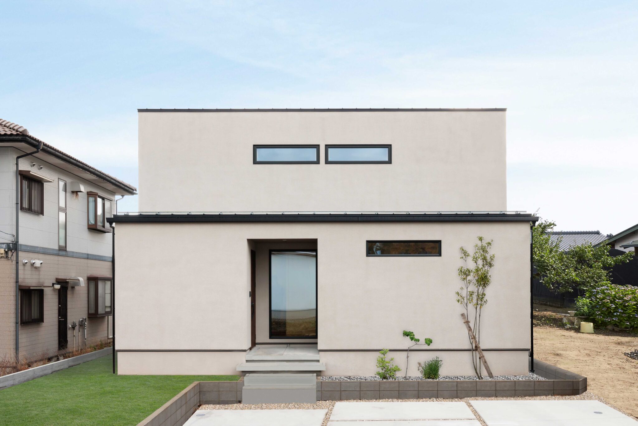 雪国福井になじむ快適な家。贅沢な読書空間のある暮らし｜福井県福井市注文住宅 | NORQ | 施工事例 | 福井の注文住宅・工務店ノークホームズ